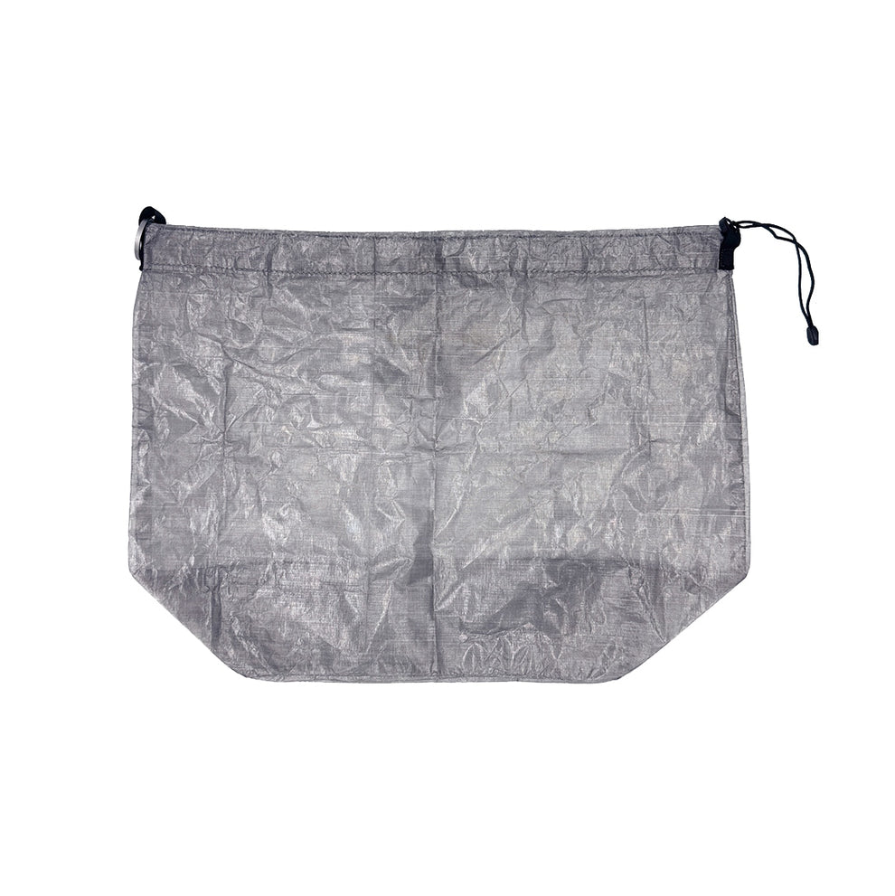 StuffSack 8L with Dyneema®（ダイニーマ素材のスタッフサック）【ZEROGRAM】 – SANKAKU STAND