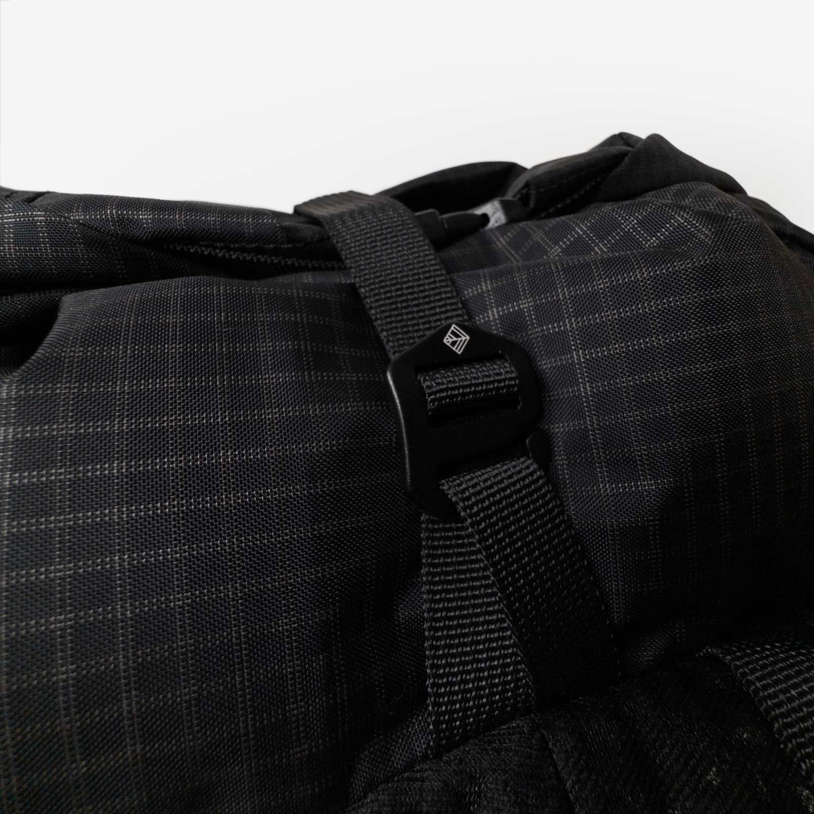 Fastus 23L（軽量・防水）【Bonfus】 – SANKAKU STAND