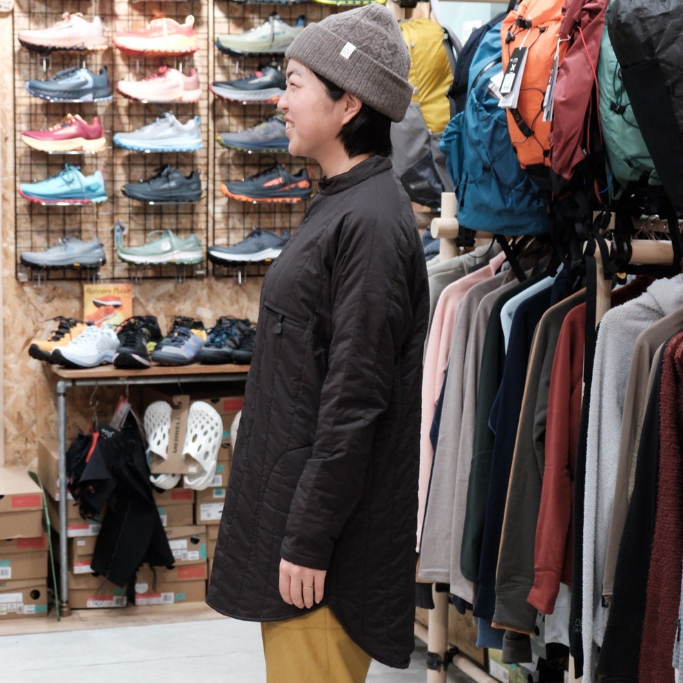 アクティブインサレーションのロングシャツ（中綿入り／お尻までしっかり暖かい）【AXESQUIN ELEMENTS】 – SANKAKU STAND