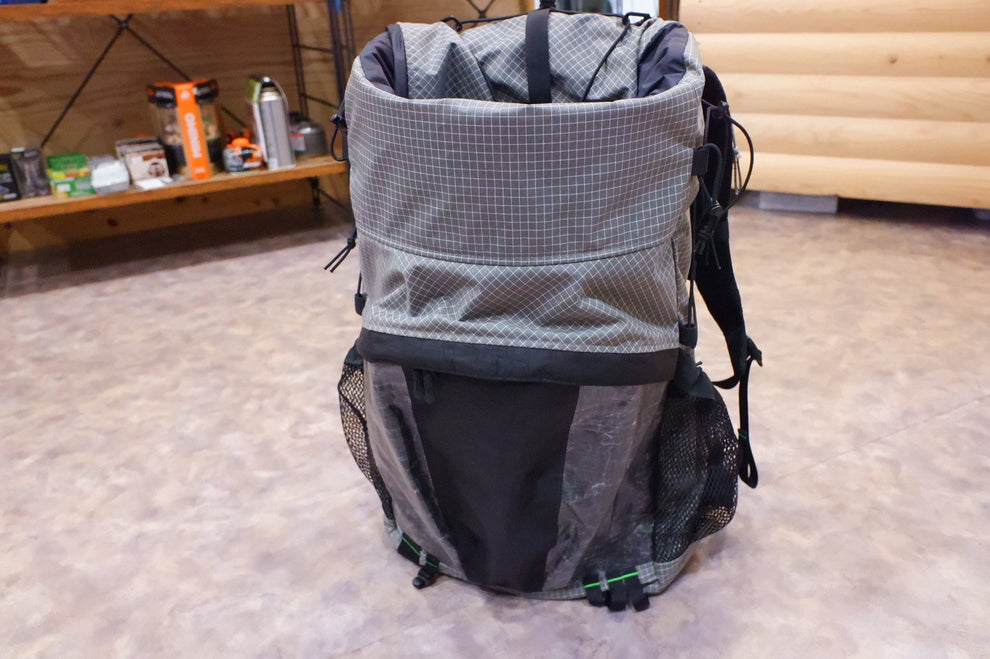 Trail mat 180（断熱性高/厚さ9㎜/320g）【EVERNEW】 – SANKAKU STAND